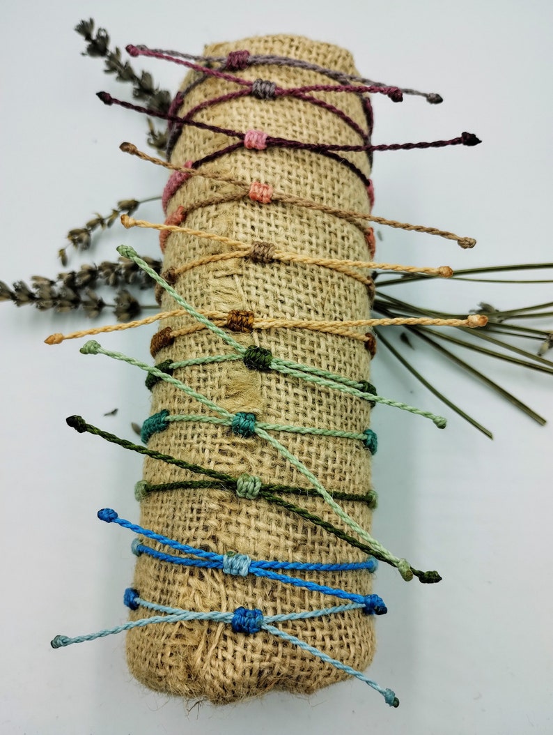 Friendship Bracelet, in Macramé With Central Hand of Fatima Pendant ...