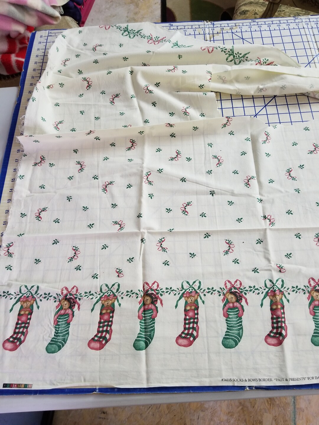 Daisy Kingdom Socks and Bows Border Fabric. Large and Small Borders ...