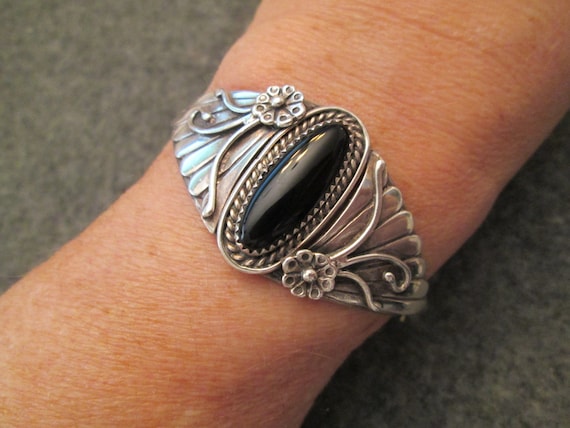 Navajo Sterling Silver Onyx Cuff Bracelet>925 Black O… - Gem