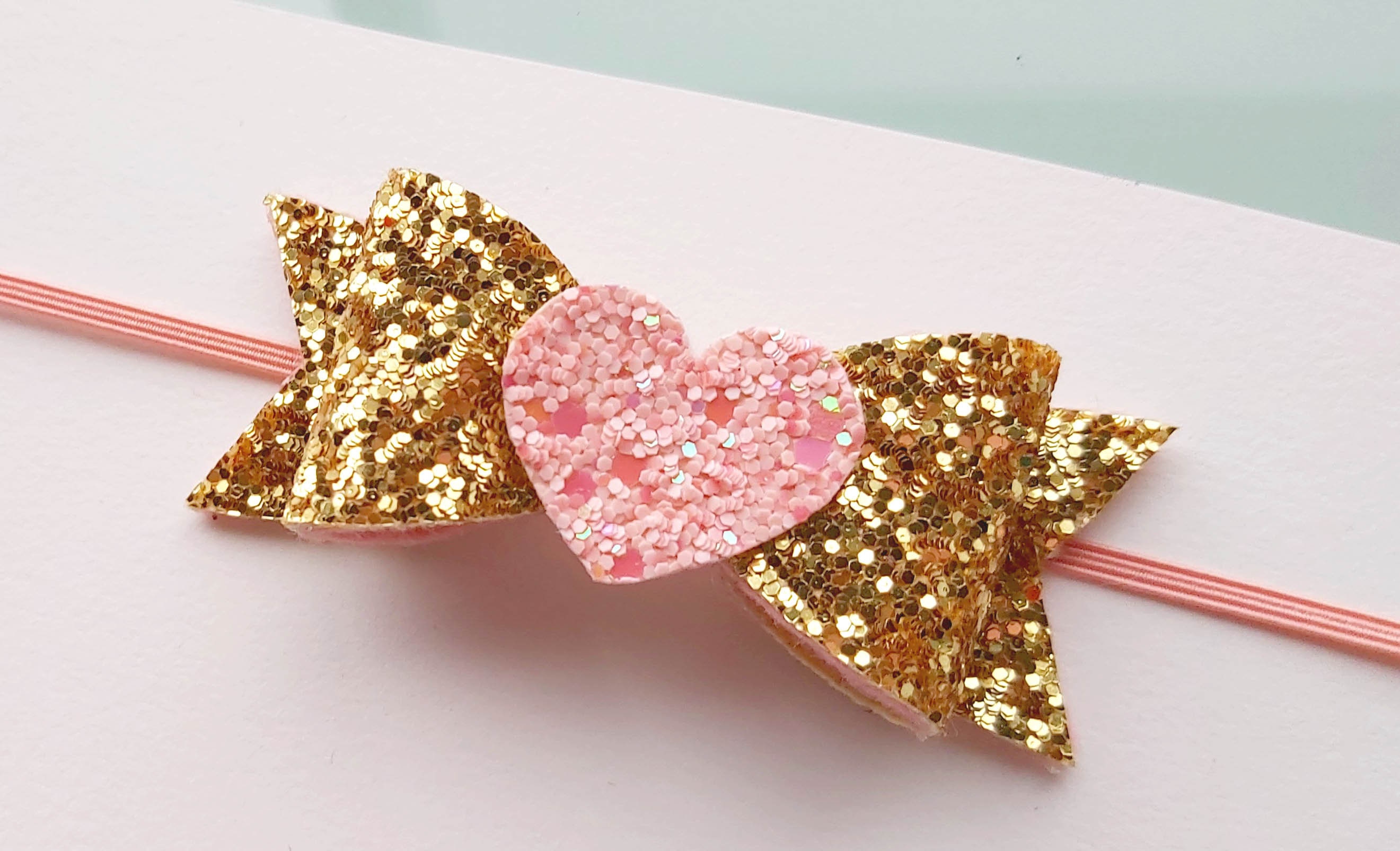 Pink and gold chunky glitter bow Pink glitter heart hairbow | Etsy