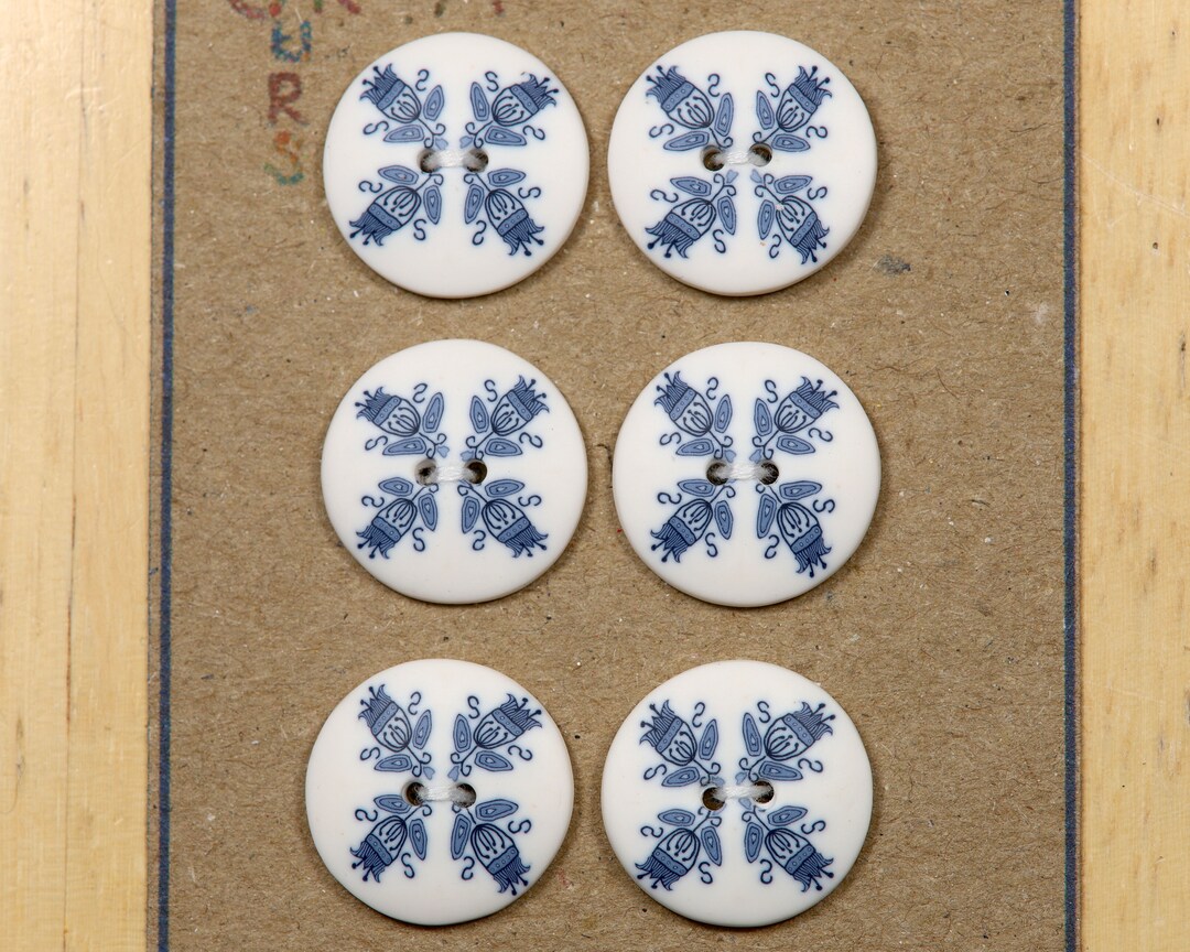 Delft Style Tulip Buttons 19mm Set of 6. Polymer Clay Buttons in Blue ...