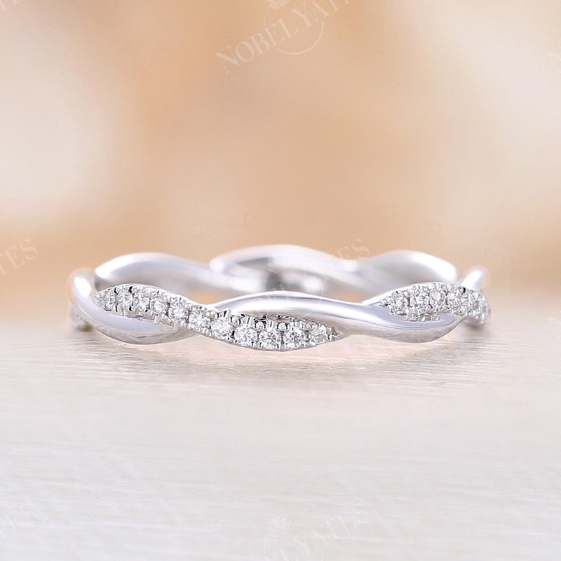 Twisted Wedding Band - Etsy