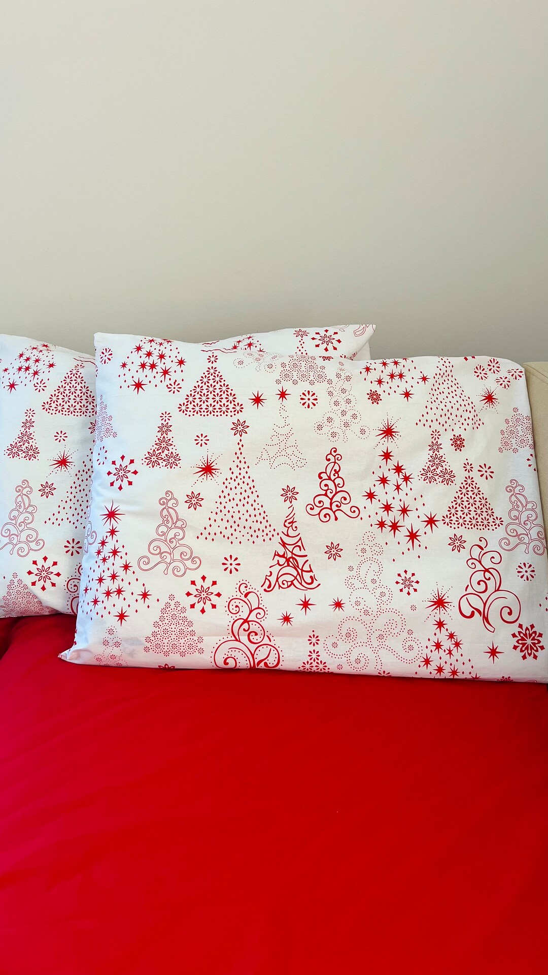 Red Christmas Tree Pillowcases, Winter Pillowcases, Christmas Tree ...