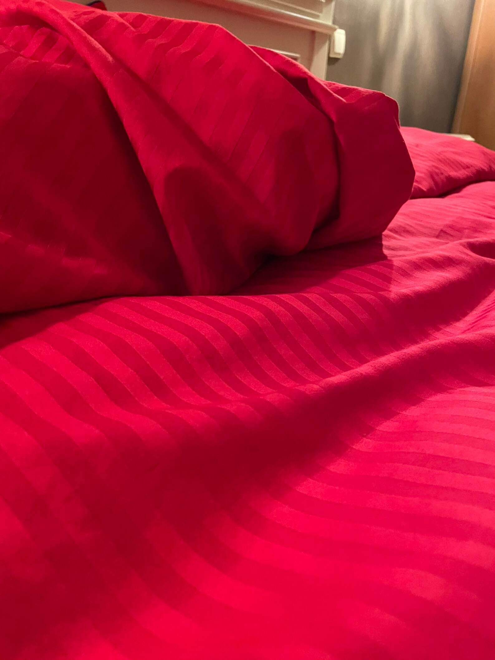Red Stripe Satin Bedding Sets, Red Stripe Satin Sheets, Red Stripe ...