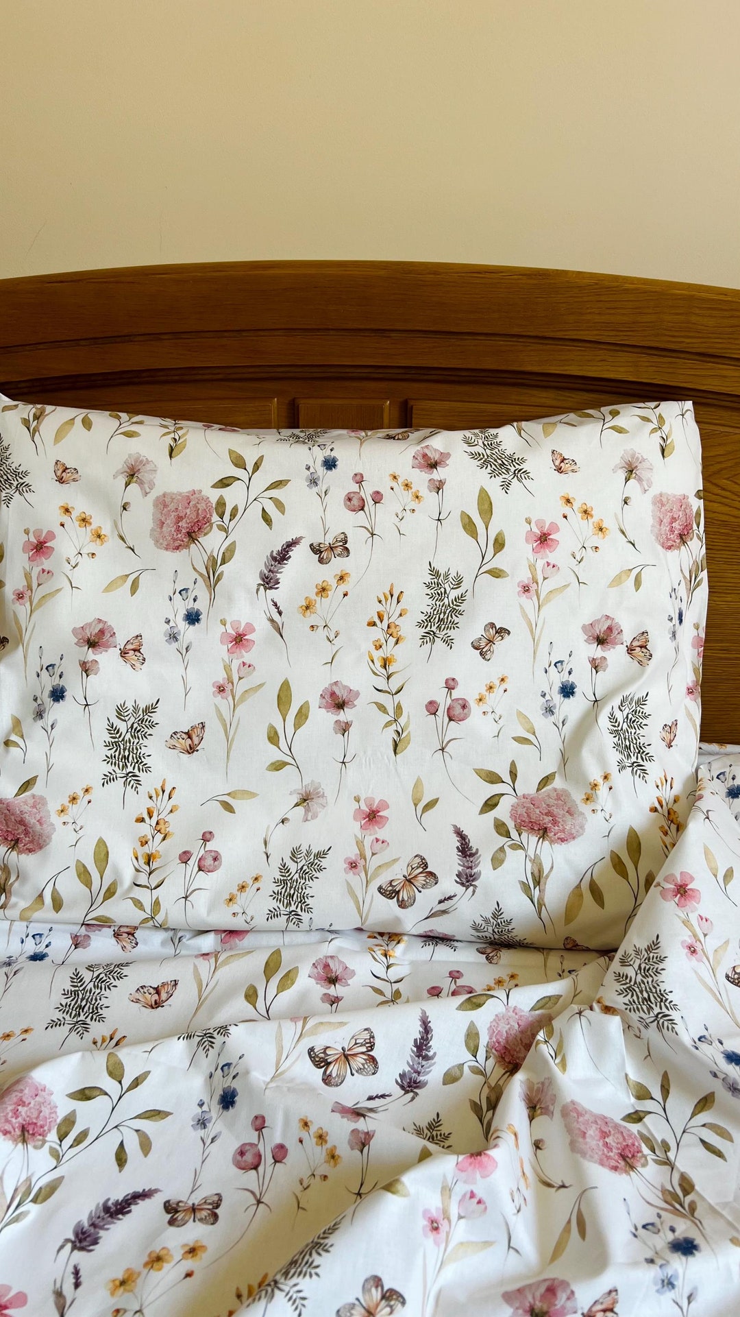 Wild Flowers Pillowcases, Wildflowers Queen Standard Pillowcase, Beige ...