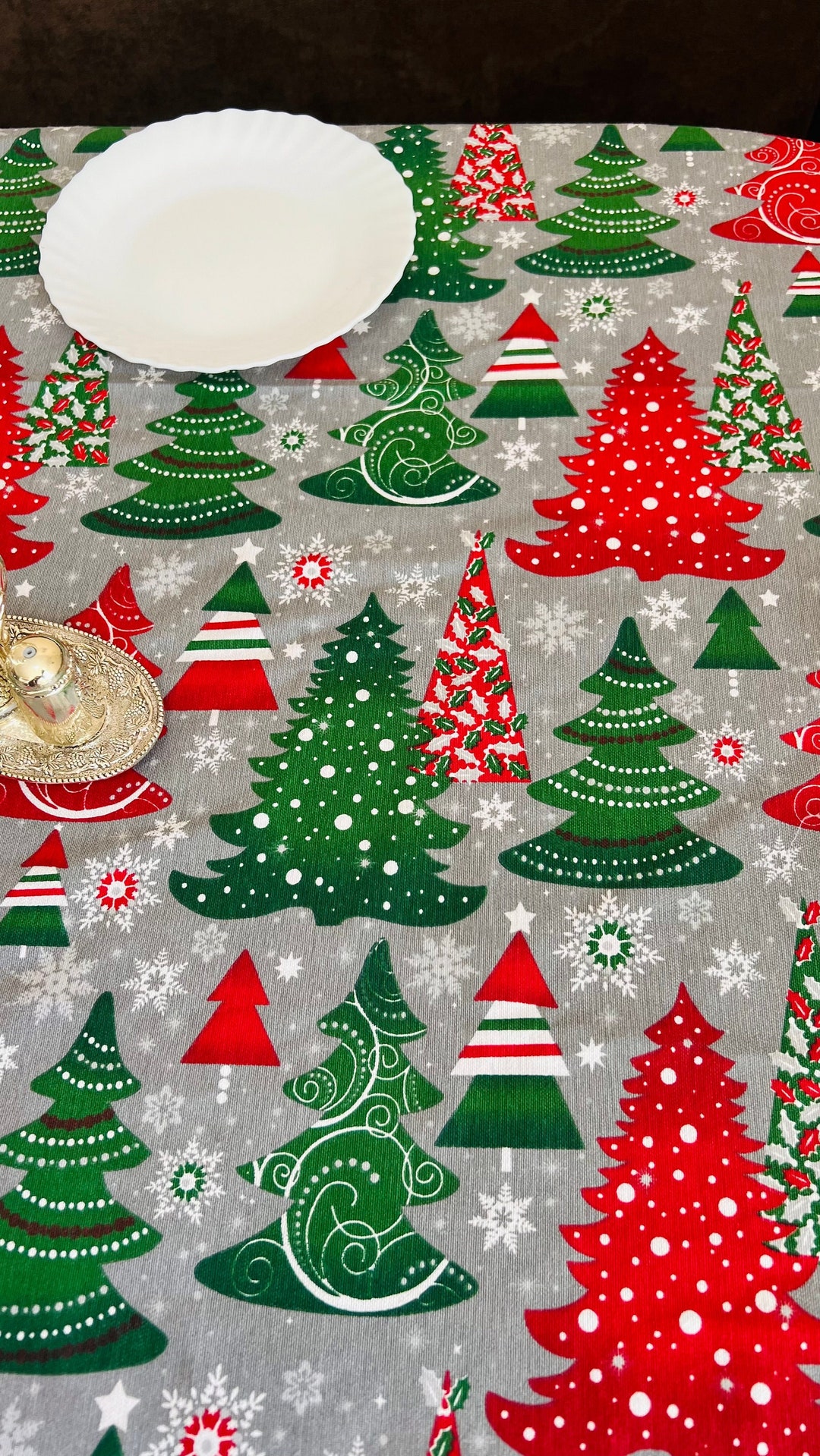 Christmas Tree Grey Tablecloth, Christmas Tree Waterproof Tablecloth ...