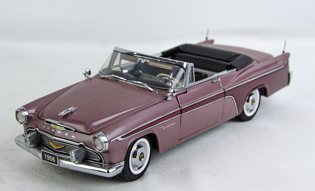 Danbury Mint 1:24 Scale 1956 Limited Edition Desoto Firedome Diecast ...