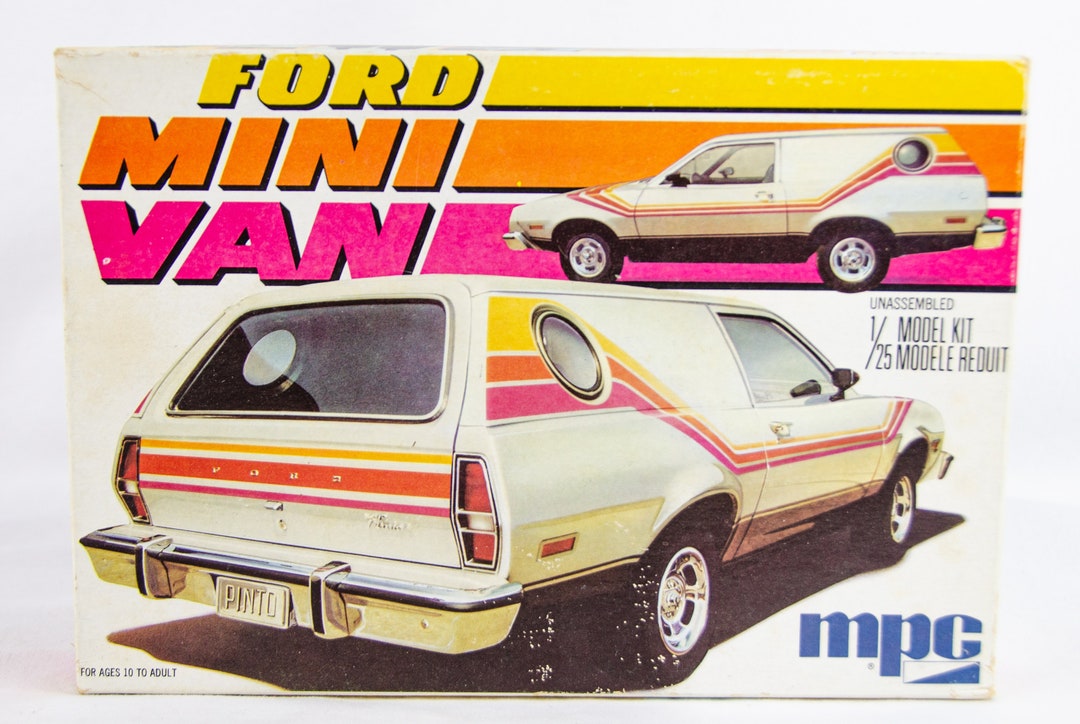 Vintage MPC 1:25 Scale Ford Mini Van Plastic Model Car Building Kit 1 ...