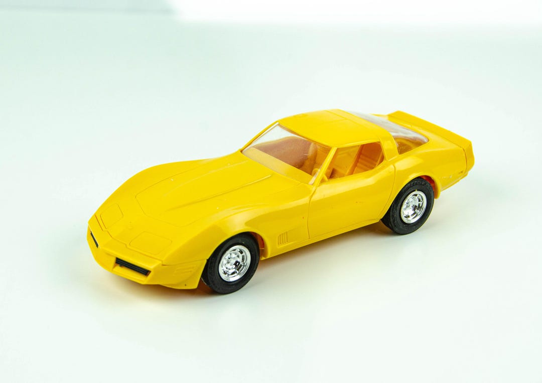 MPC 1/25 1980 Chevrolet Corvette Dealer Promo Model Car Yellow - Etsy