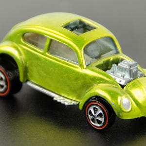 Hot Wheels Redline 1968 Custom Volkswagen Antifreeze Spectraflame US ...