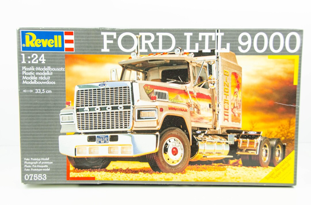 Revell 1/24 Model Kit Ford LTL 9000 Semi Tractor Truck 07553 - Etsy
