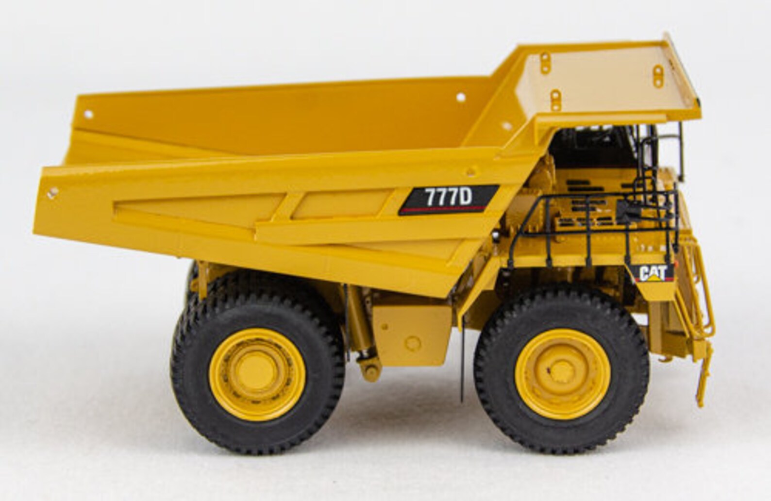 Classic Construction Models Brass CAT 777D Off-highway Truck - Etsy