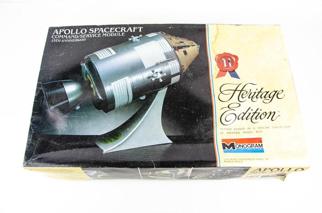 Monogram 1/32 Heritage Edition Apollo Spacecraft Command & Service ...