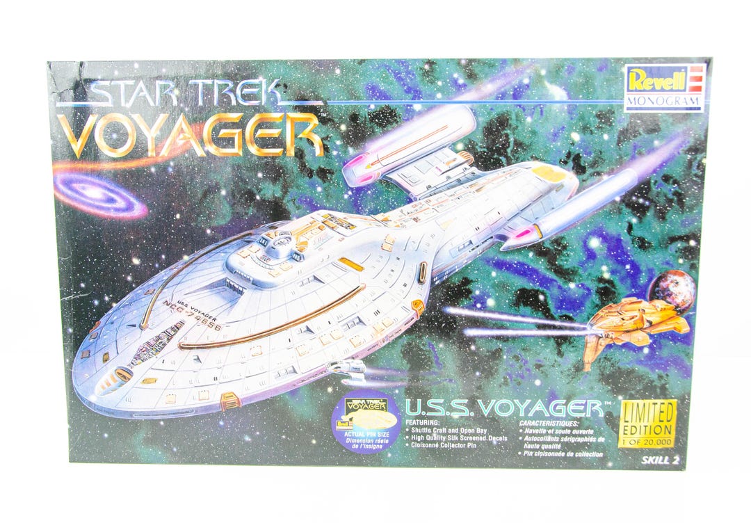Revell Monogram Star Trek USS Voyager Limited Edition Model Spaceship ...