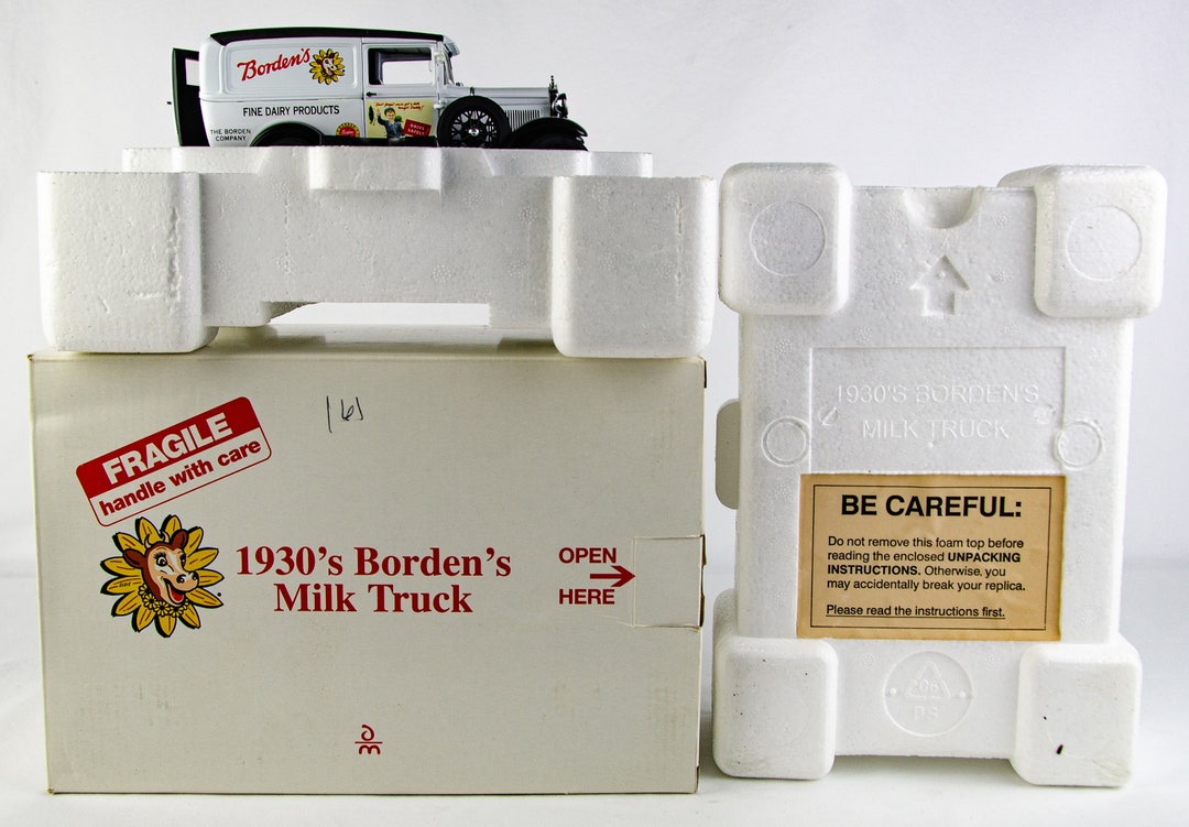 Danbury Mint 1930s Ford Panel Borden Milk Delivery Truck 1:24scale ...