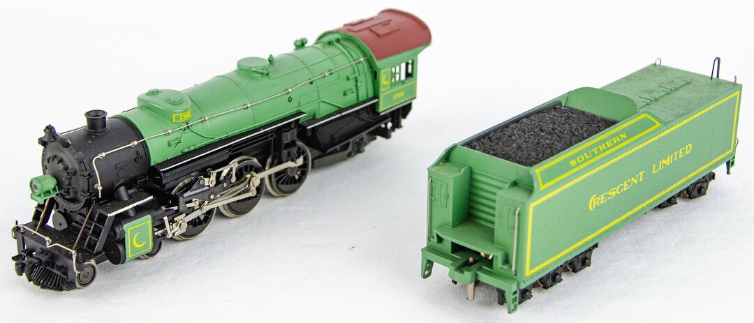 AHM Rivarossi 1:87 HO Scale 4-6-2 Heavy Pacific Locomotive - Etsy