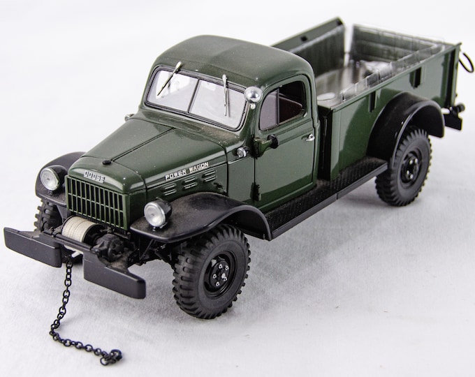 Danbury Mint 1:24 Scale 1946 Dodge Power Wagon Truck Diecast Model Car ...