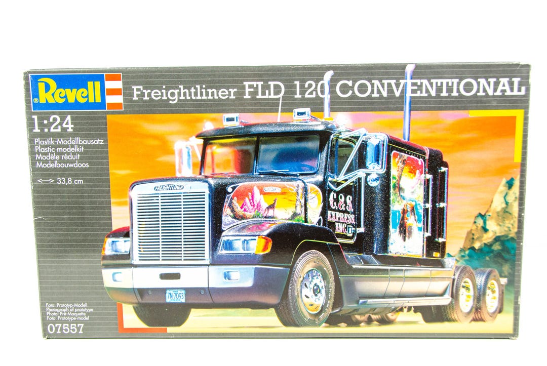 Revell 1/25 Freightliner FLD 120 Conventional Semi Tractor Truck Model ...