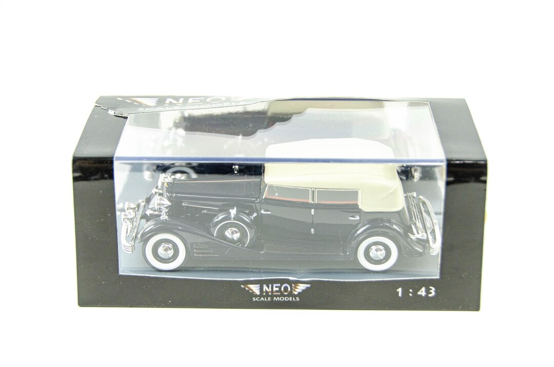 Neo Scale Models 1/43 Cadillac Fleetwood Allweather Phaeton Blue Model ...