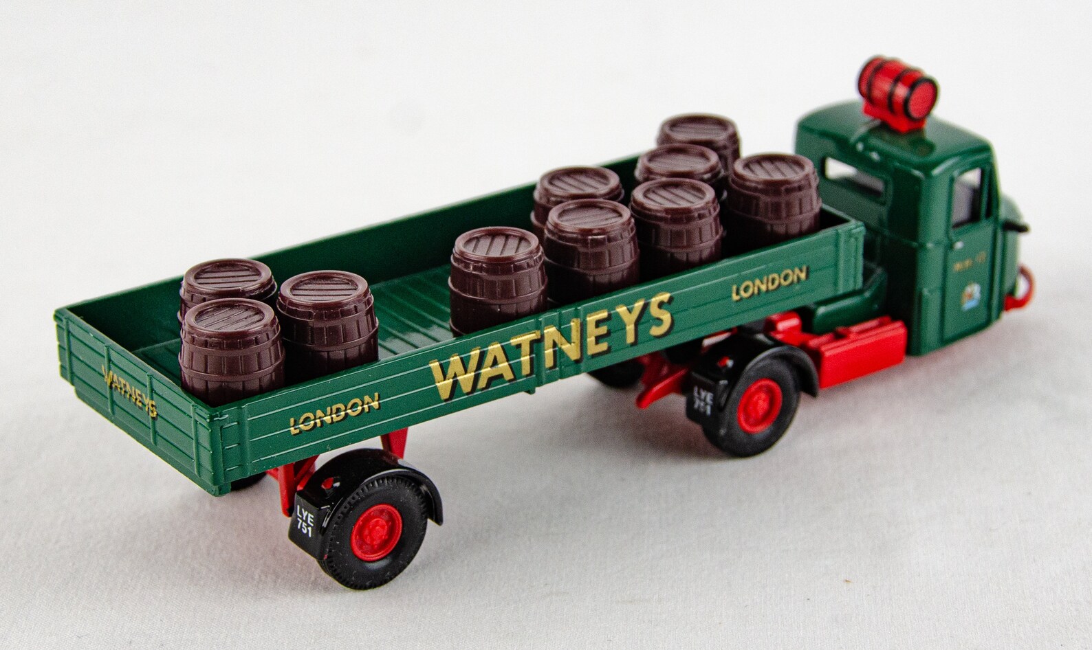 Corgi Classics Scammell Scarab Watneys Barrel Truck 1:50 Scale - Etsy