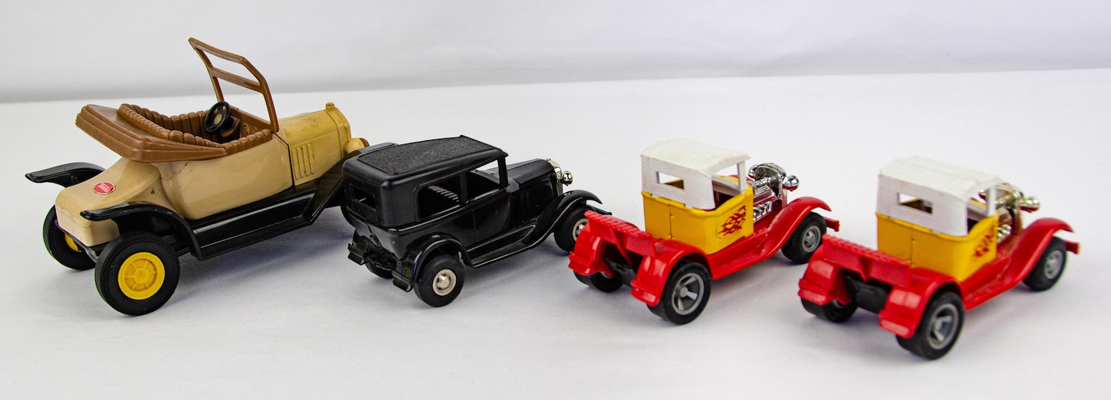 Tonka Ford Model T Rat-a-tat-tat Ford Model A Rumble Bee Roadster Car 4 ...