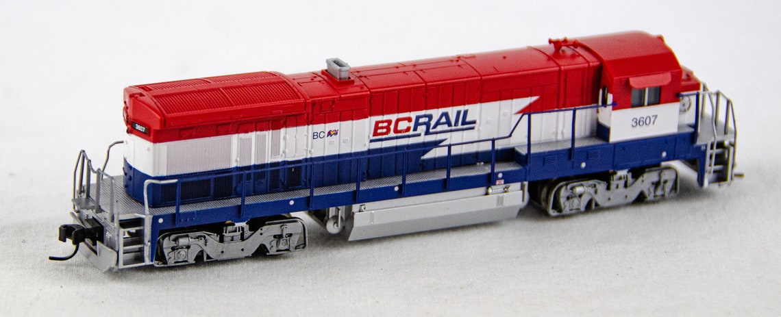 Atlas 49930 B36-7 Diesel Locomotive BC Rail 1:160 N Scale - Etsy