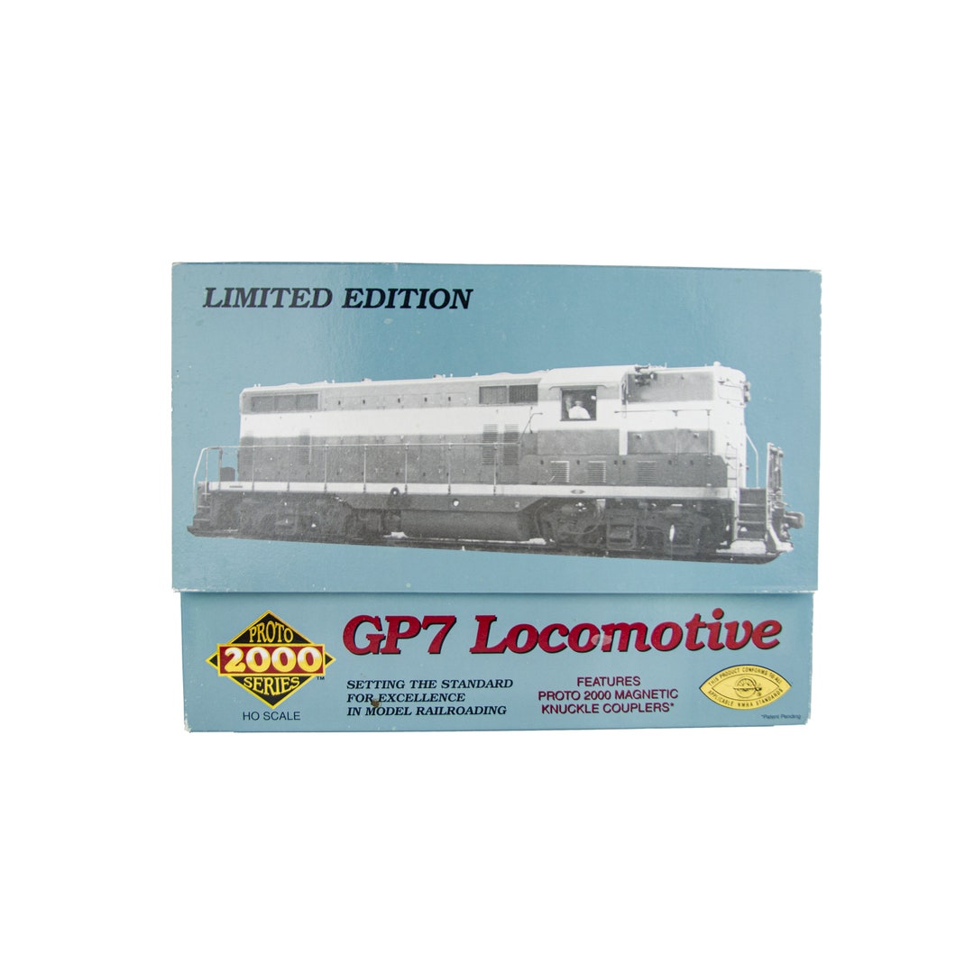 Proto 1:87 HO Scale Southern GP-7 Locomotive Model Train Car 23568 - Etsy