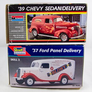 Monogram Ford Panel & Chevrolet Sedan Delivery Scale Plastic Model Car ...
