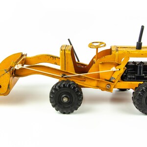 Vintage 1950s Marx Lumar Hi-lift Loader Toy Tractor Lot of 2 16" Yellow ...