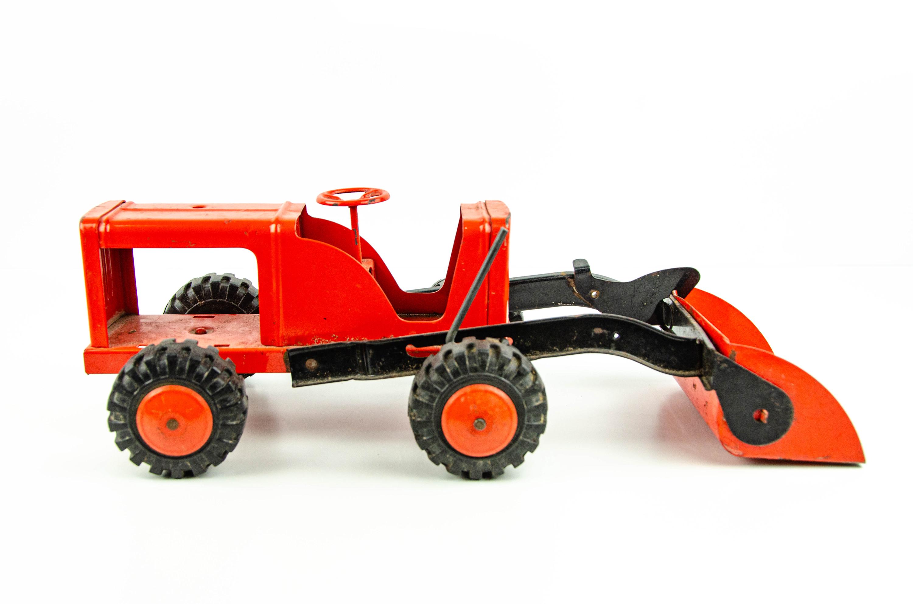 Vintage 1950s Marx Lumar Hi-lift Loader Toy Tractor Lot of 2 16" Yellow ...