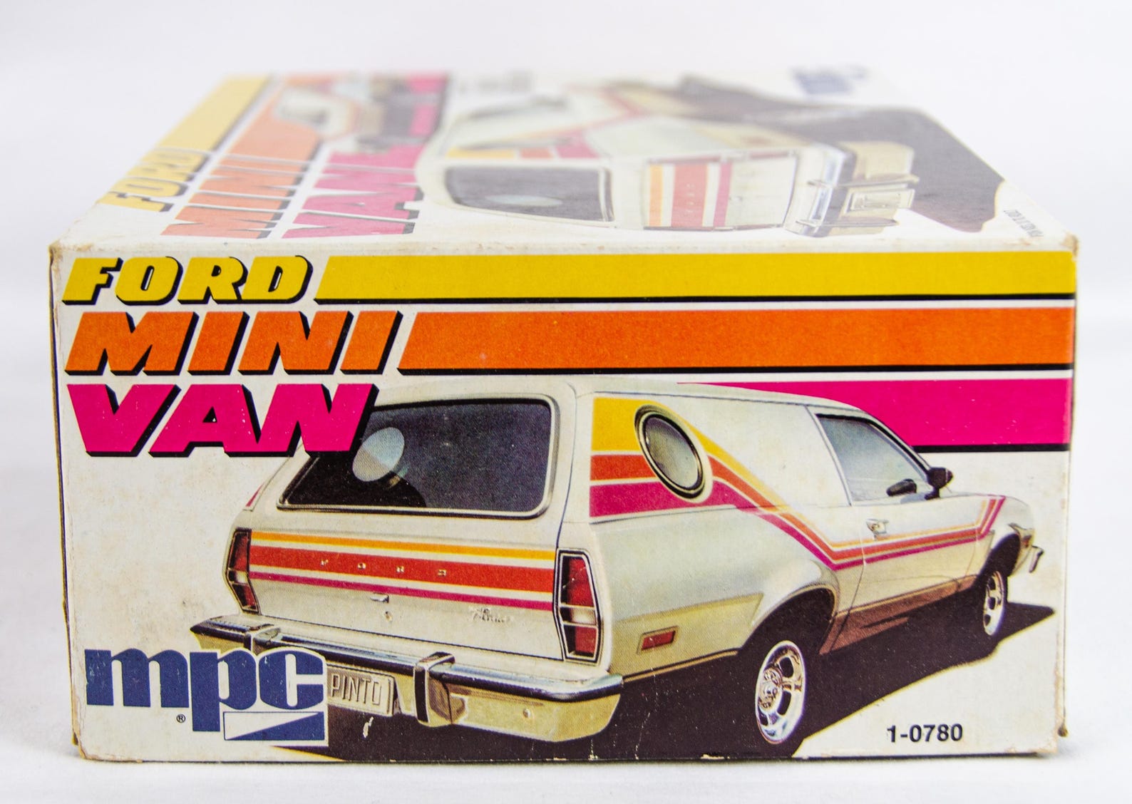 Vintage MPC 1:25 Scale Ford Mini Van Plastic Model Car Building Kit 1 ...