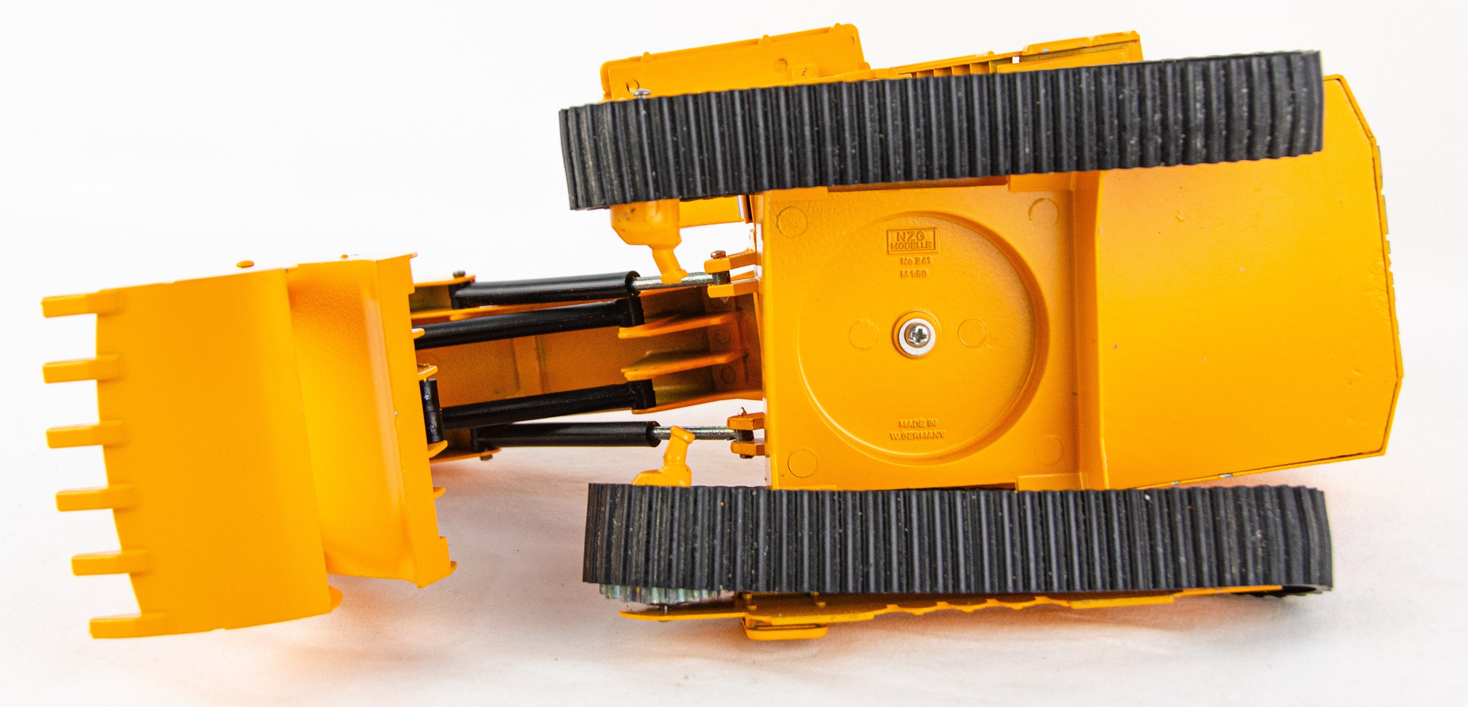 NZG 1:50 Scale Demag H185 Hydraulic Excavator Diecast Model - Etsy