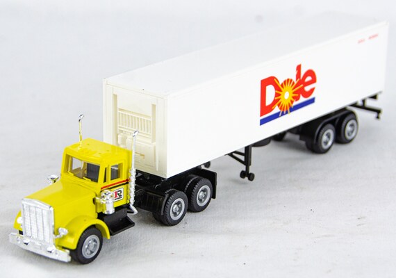 Scale Tractor Trailers