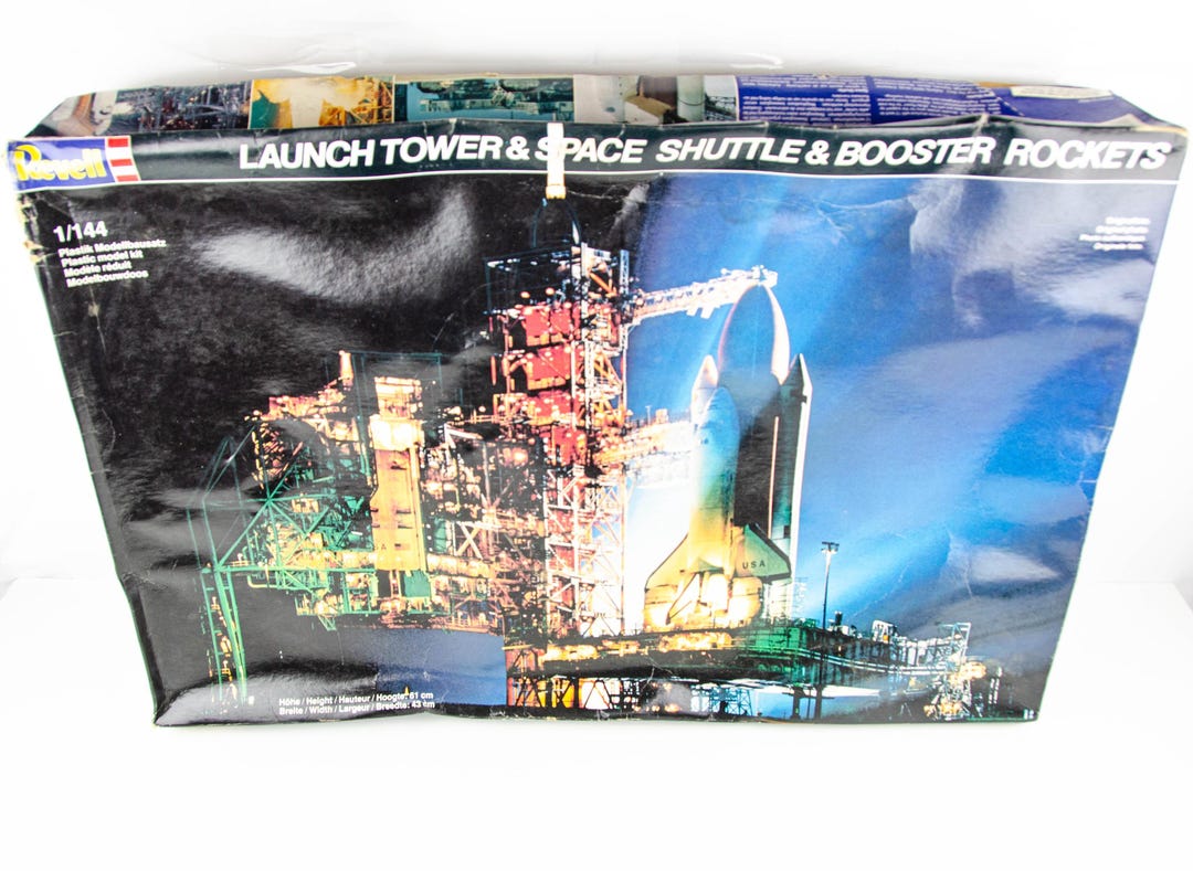 Vintage Revell 1/144 Launch Tower & Space Shuttle Booster Rockets Model 4911 - Etsy