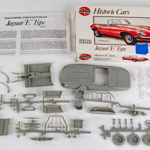 Airfix Special Edition Historic Cars Jaguar E Type 1:32 Scale Model Car ...