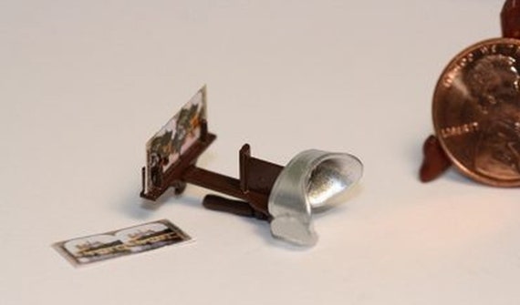 Dollhouse Miniature Vintage Look Stereoscope by Chrysnbon - Etsy