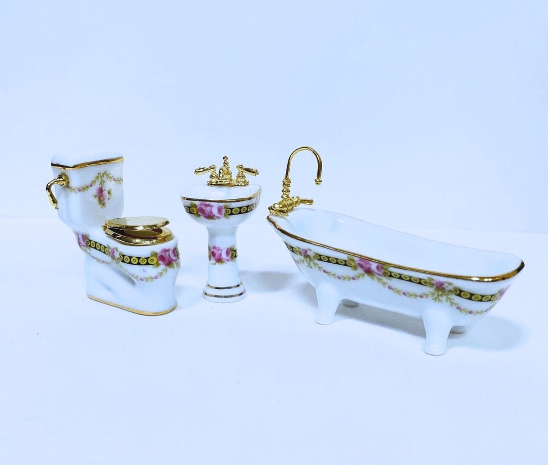 Dollhouse Miniature Victoria Bathroom Set in 1:24 Scale by Reutter ...