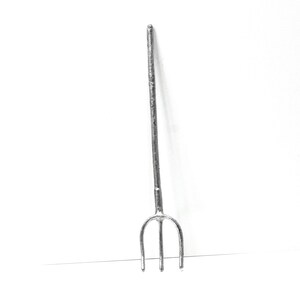 Dollhouse Miniature Long Handled Pitch Fork in Pewter Metal - Etsy