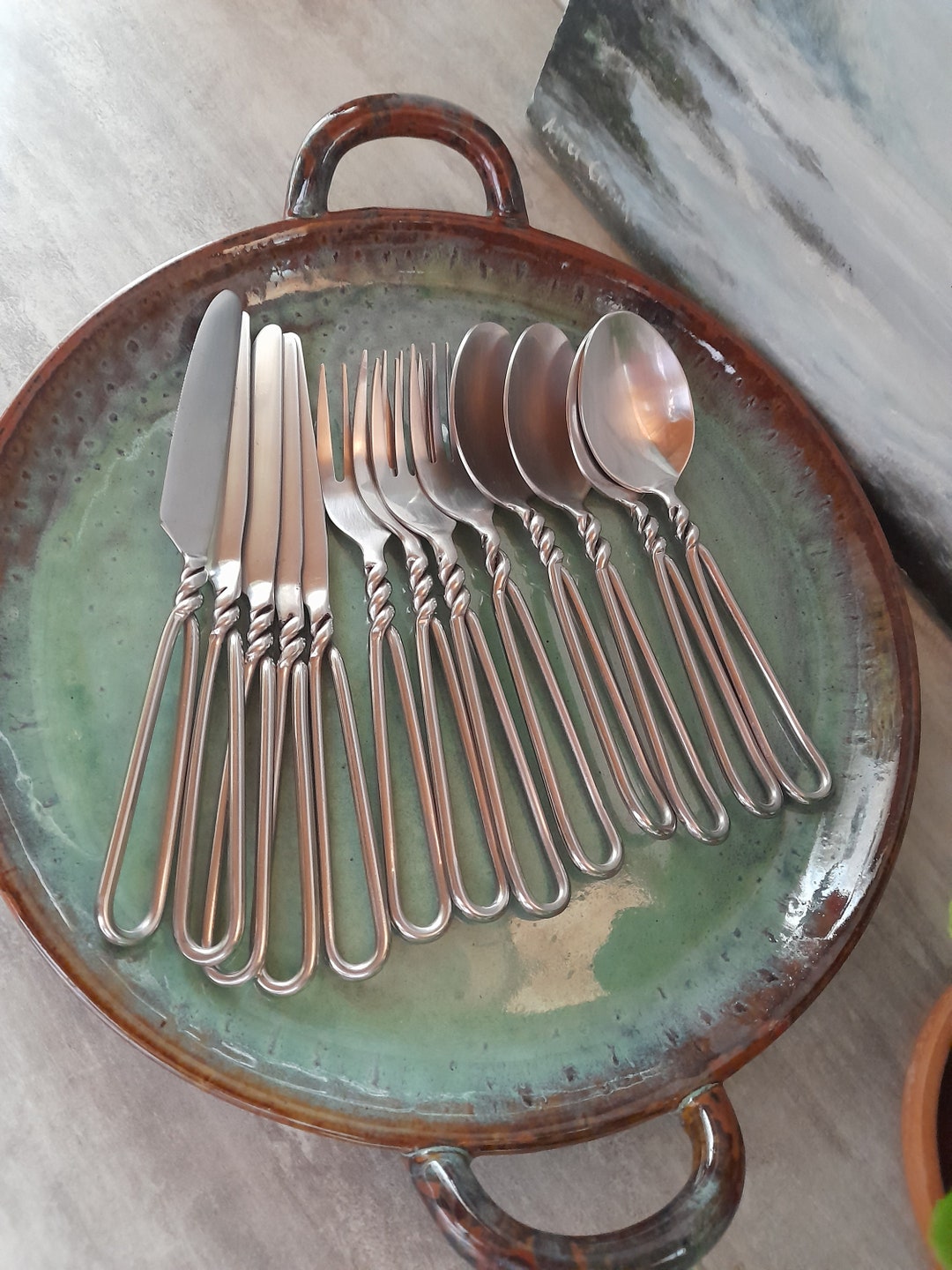Pretty Cutlery for 4, Five Knives, Four Forks and Dessert Spoons ...