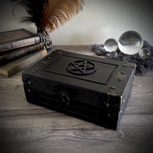 Handmade Altar Box - Pentacle Design - Wiccan Ritual Tarot Tabletop ...