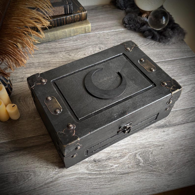 Handmade Altar Box - Crescent Moon Goddess Design - Wiccan Ritual Tarot ...
