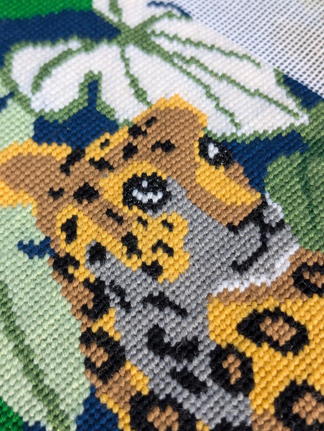 1970s Jungle Animal Needlepoint Long/tall - Etsy