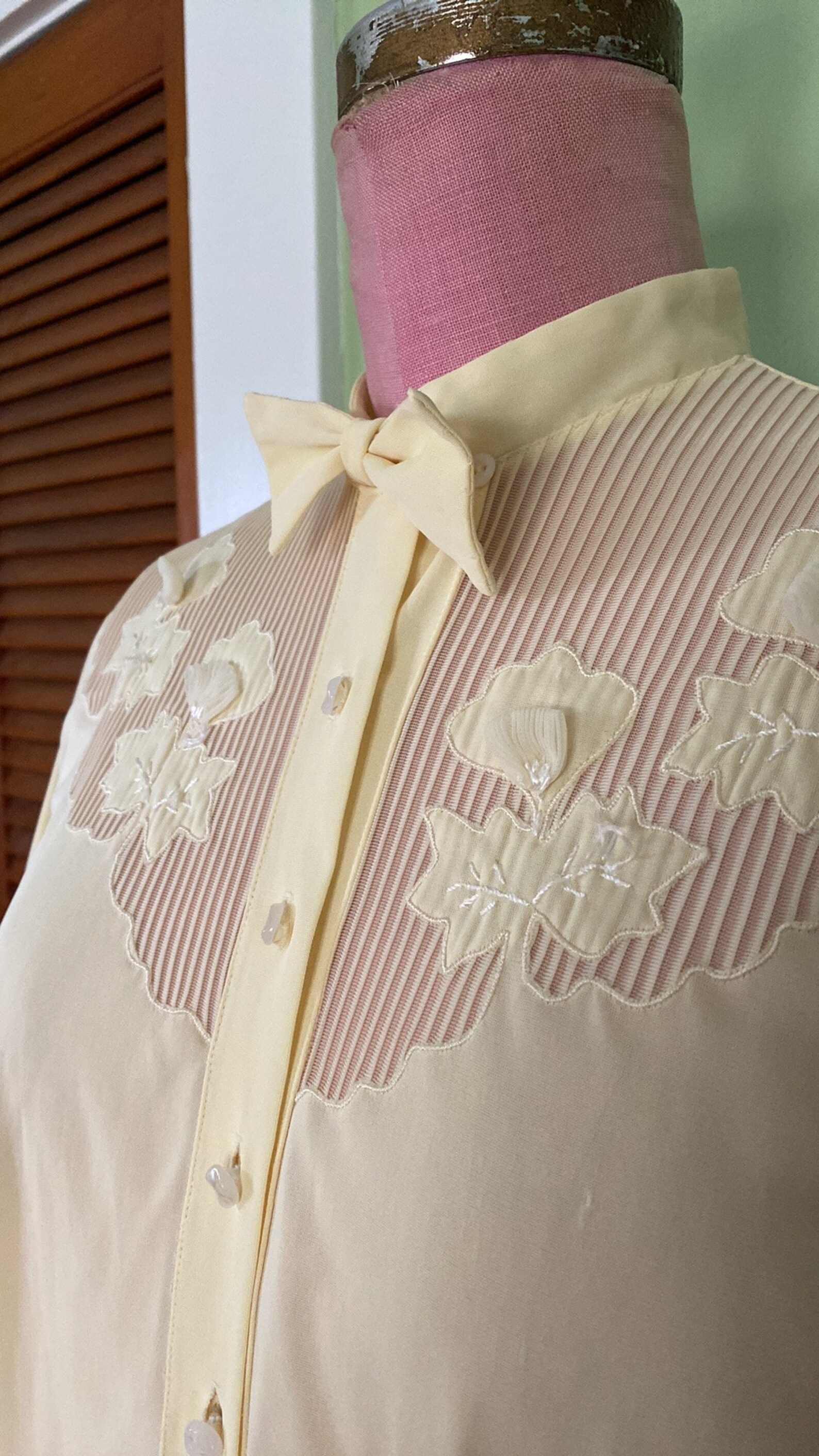 1950s Pale Yellow Blouse - Etsy