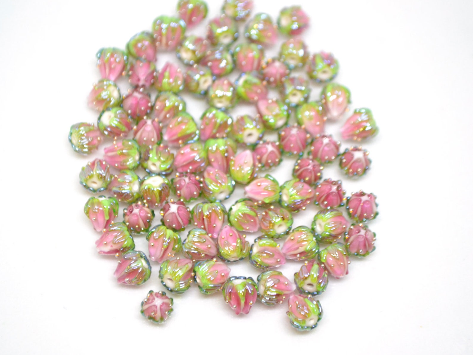 Light Pink Flower Beads With Green Leaves Tiny Glass Beads - Etsy