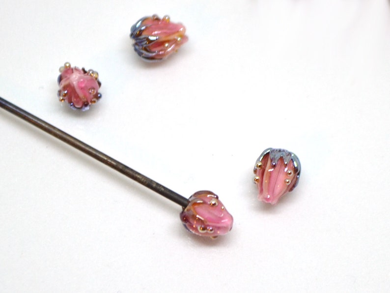 Blush Pink Flower Beads 7mm Glass Beads Tiny Flower Beads - Etsy