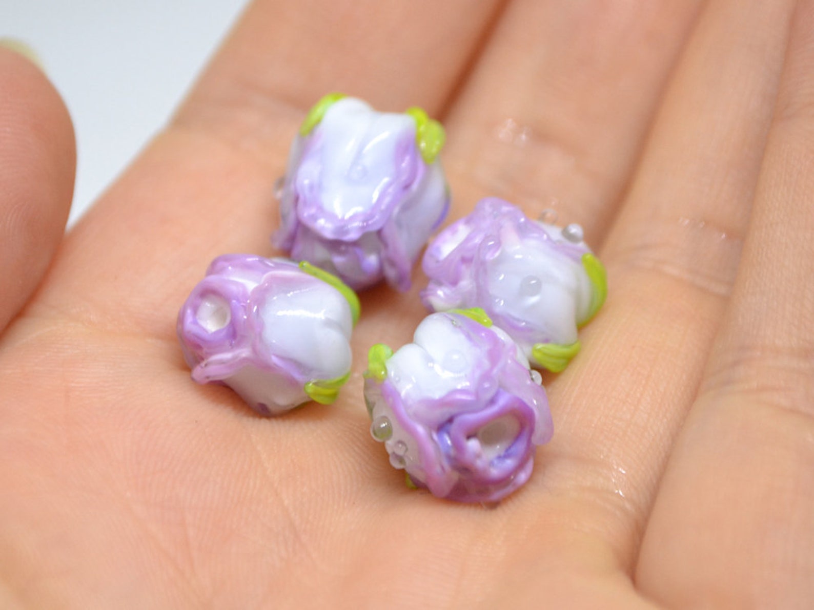 Lavender White Rosebud Beads, Purple Flower Lampwork, Glass Rose Beads ...