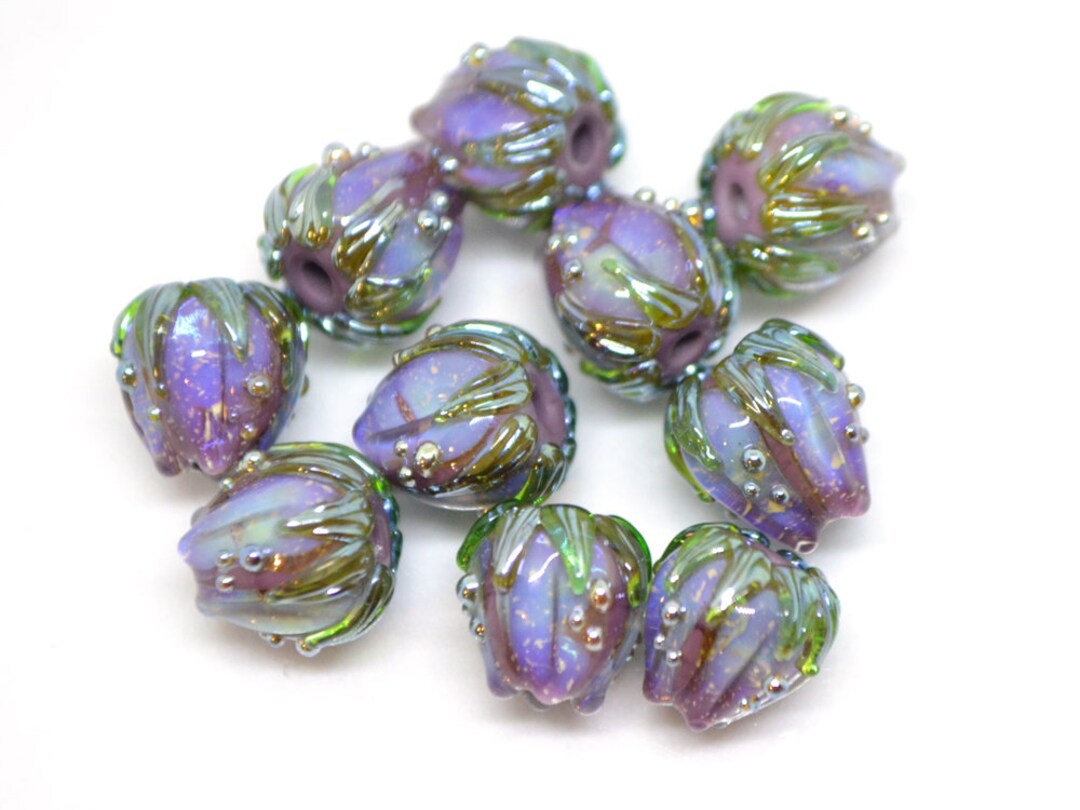 Purple Lavender Sparkling Flower Beads Green Leaves, Stardust Flower ...