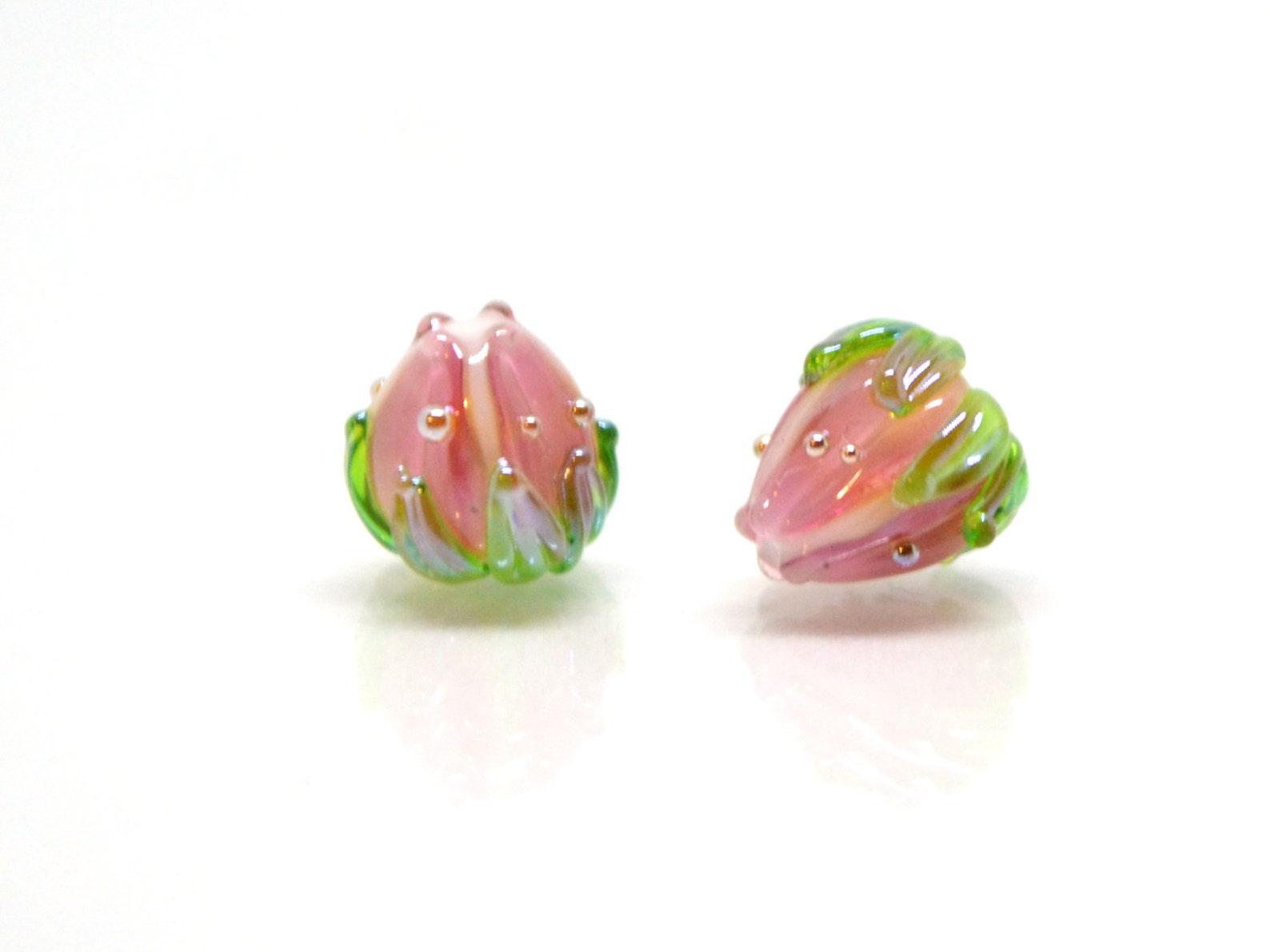 Light Pink Flower Beads With Green Leaves Tiny Glass Beads - Etsy