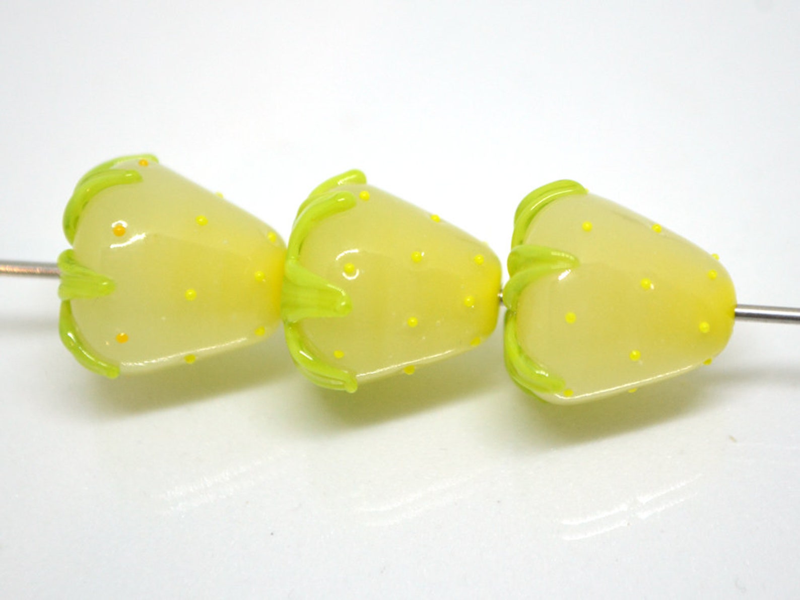 Yellow Strawberry Glass Beads, 12mm Lampwork Berries, Glass Strawberry ...