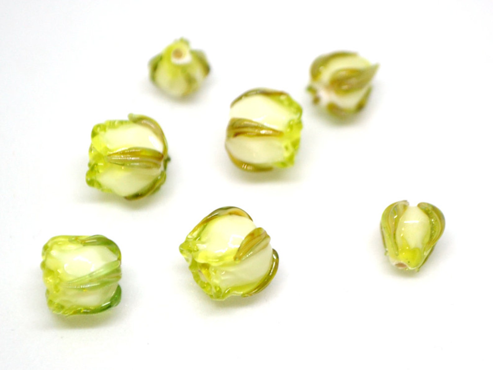 Salad Green 8mm Rosebud Beads, Rose and Bud Beads, Summer Floral ...